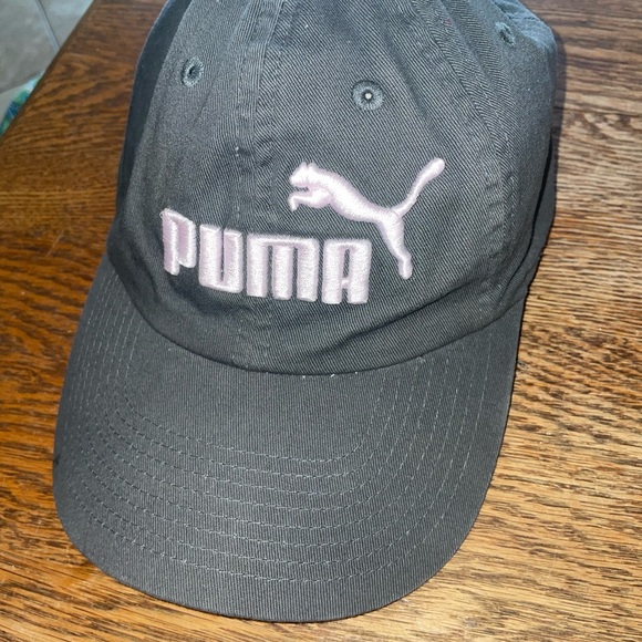 Puma | Accessories | Puma Womens Osfa Hat In New Like Condition | Poshmark